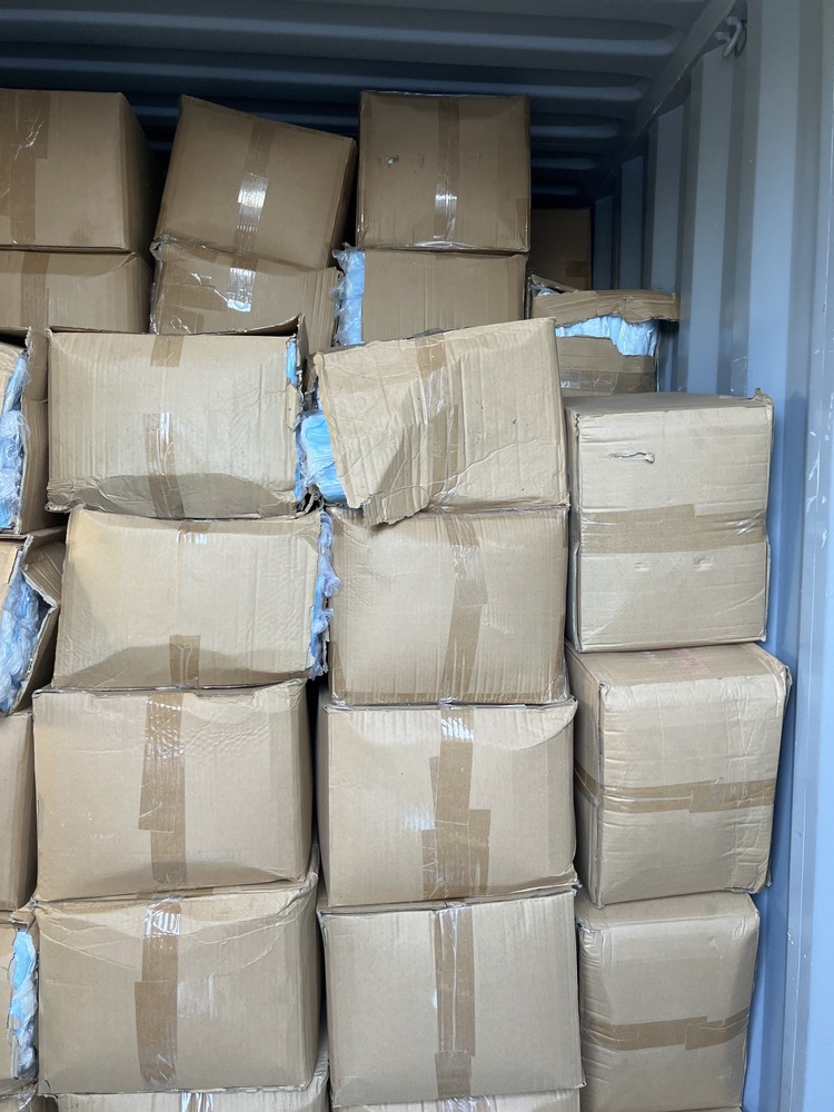 iBidOnStorage.co.uk - Storebox Self Storage Auction - 17156907092324