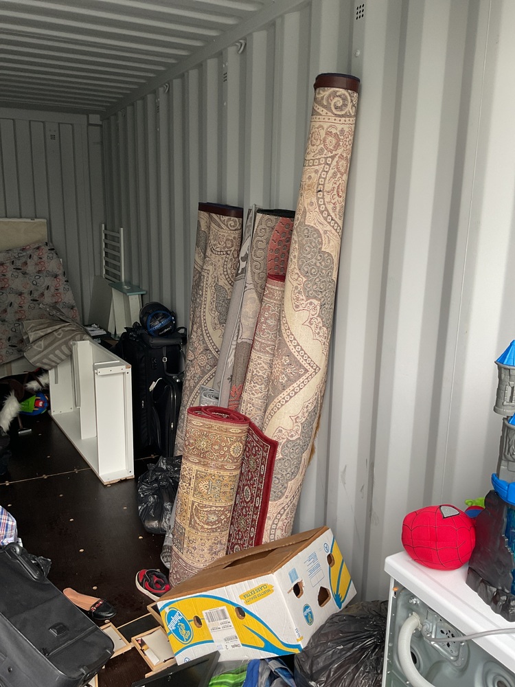 iBidOnStorage.co.uk - Pink self storage Ltd Auction - 17168923282264