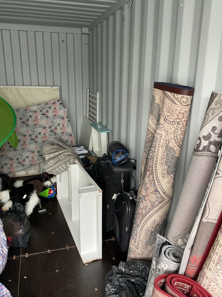 iBidOnStorage.co.uk - Pink self storage Ltd Auction - 17168923282264