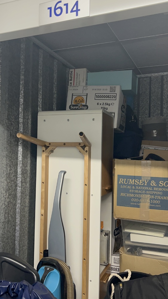 iBidOnStorage.co.uk - Access Self Storage Auction - 17176019223105