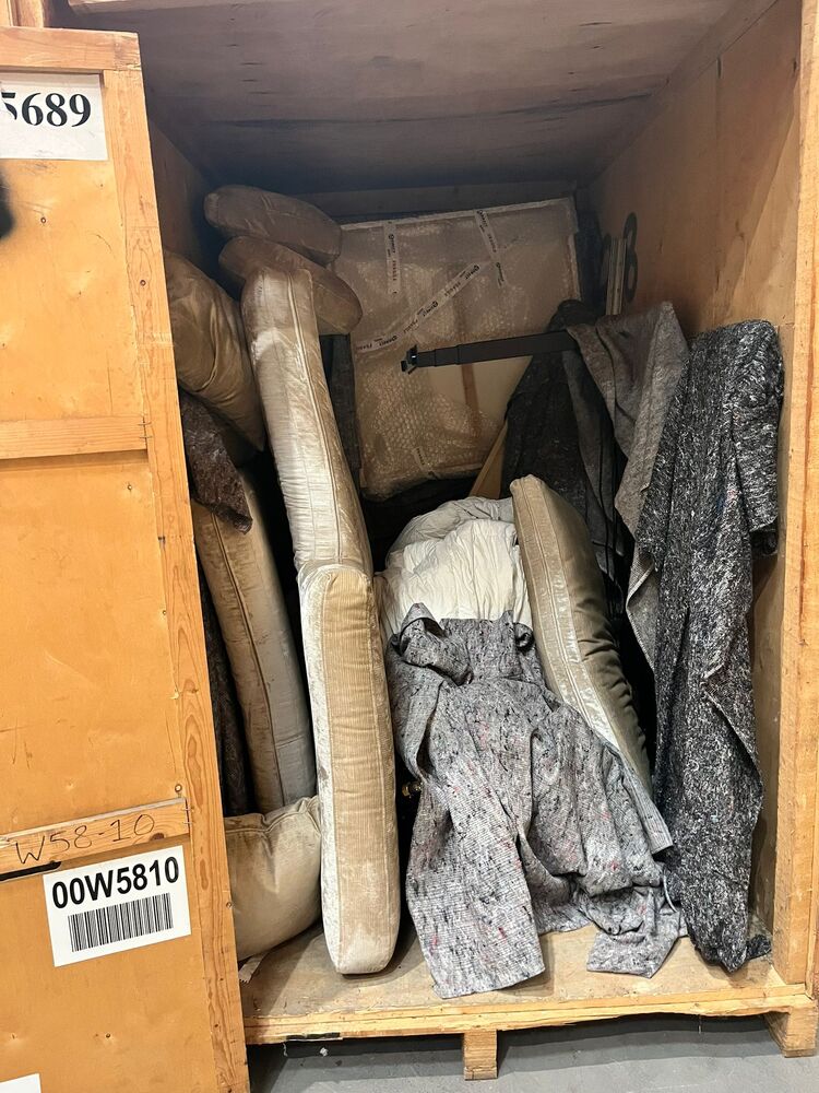 iBidOnStorage.co.uk - Kellys Self Storage Auction - 17176790407132