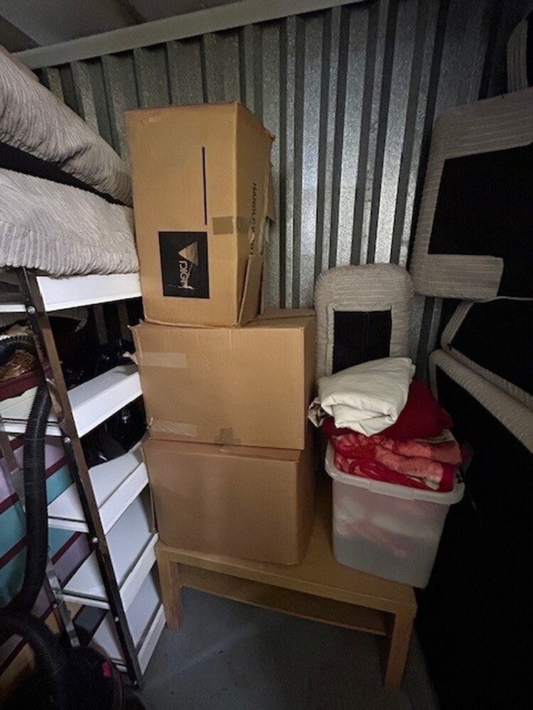 iBidOnStorage.co.uk - Access Self Storage Auction - 17186377053696