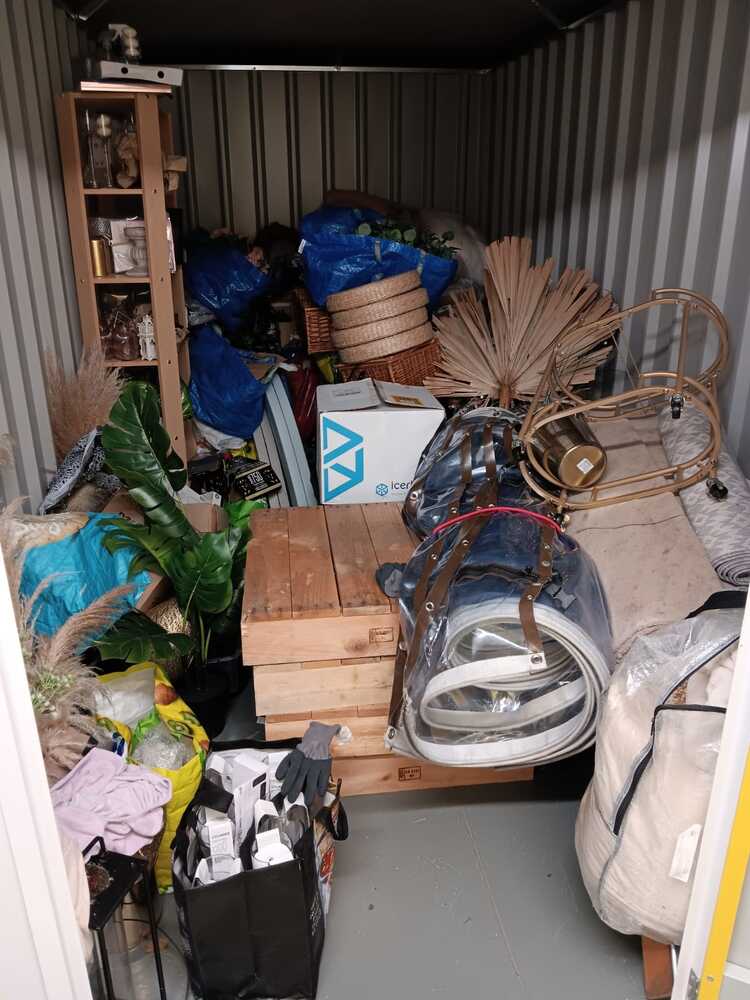 iBidOnStorage.co.uk - UK Storage Company Ltd Auction - 17204309456444