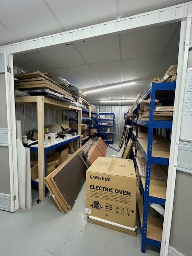 iBidOnStorage.co.uk - Flexiss Group Auction - 17333209549394