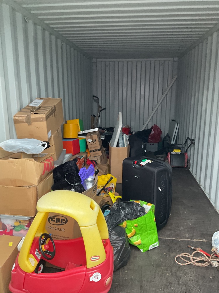 iBidOnStorage.co.uk - Pink self storage Ltd Auction - 17338249882577